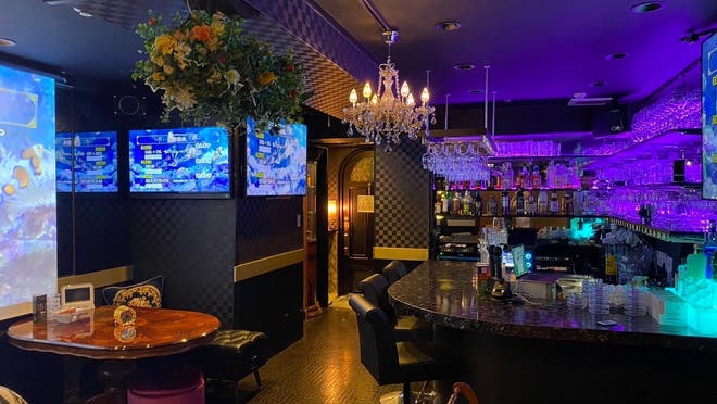 駅1分❗️❕女子会🍷🆕カラオケ✨🎤最新機種マックスGO導入!🎤大迫力な大型スクリーン🎬があるバー🍷🍺の写真29