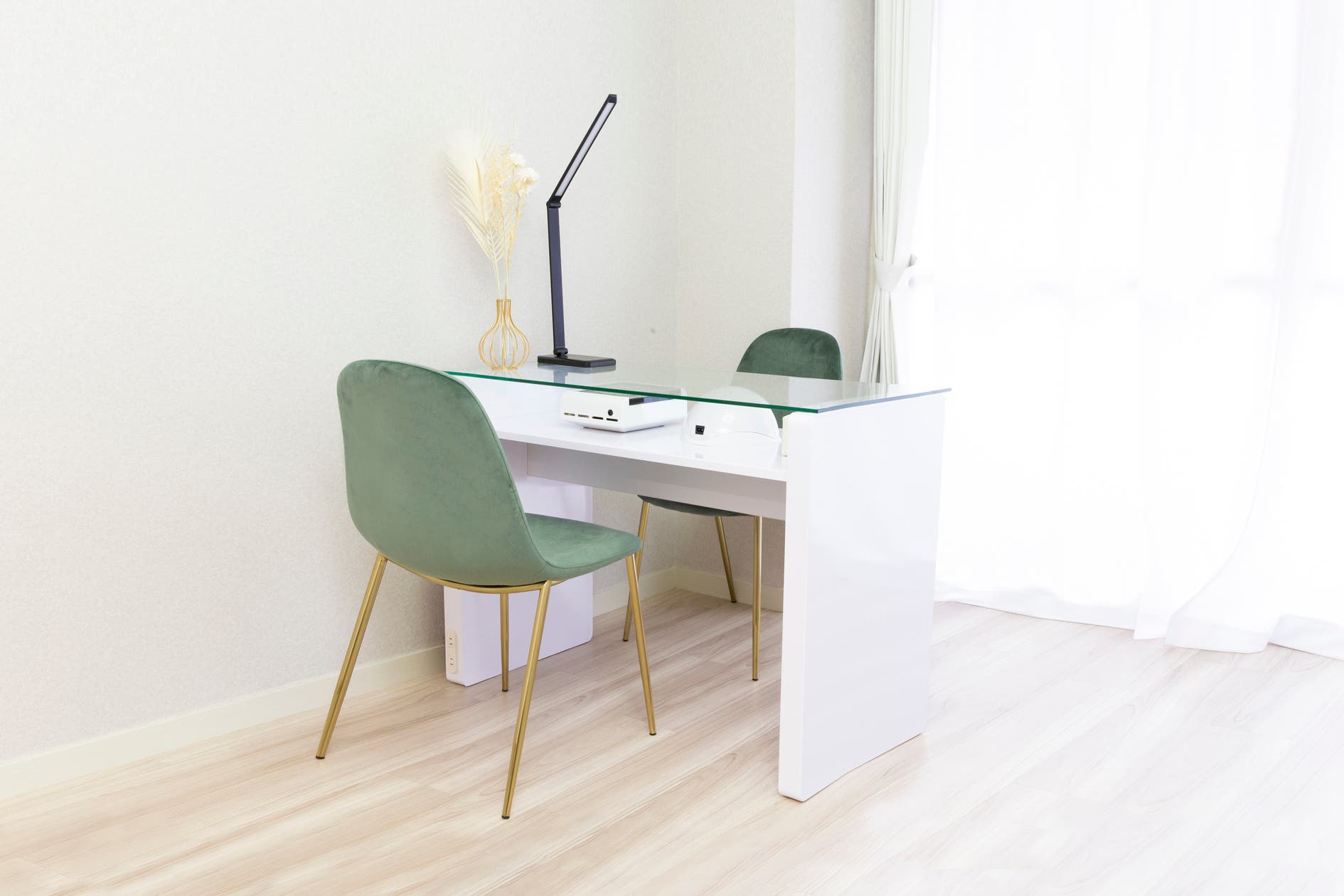 【目黒駅徒歩2分】【完全個室型レンタルサロン】エステ・整体・ネイル最適/即予約可能/備品無料/見学歓迎/固定光の写真9