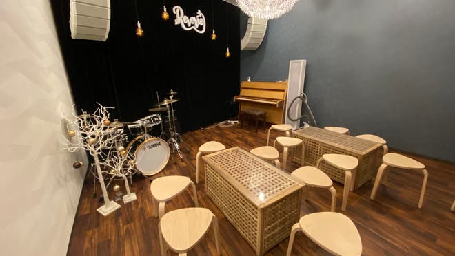 町田駅徒歩10分!パーティ・会議・WiFi・プロジェクター・高品質音響・防音・DVD鑑賞、多目的に利用できます!の写真1