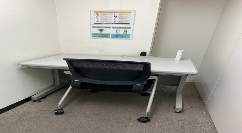 夏キャンペーン！☆即予約可☆【赤坂見附徒歩2分/赤坂5分】＜Room302＞完全個室/冷房完備/無料Wi-Fi/24ｈ利用可