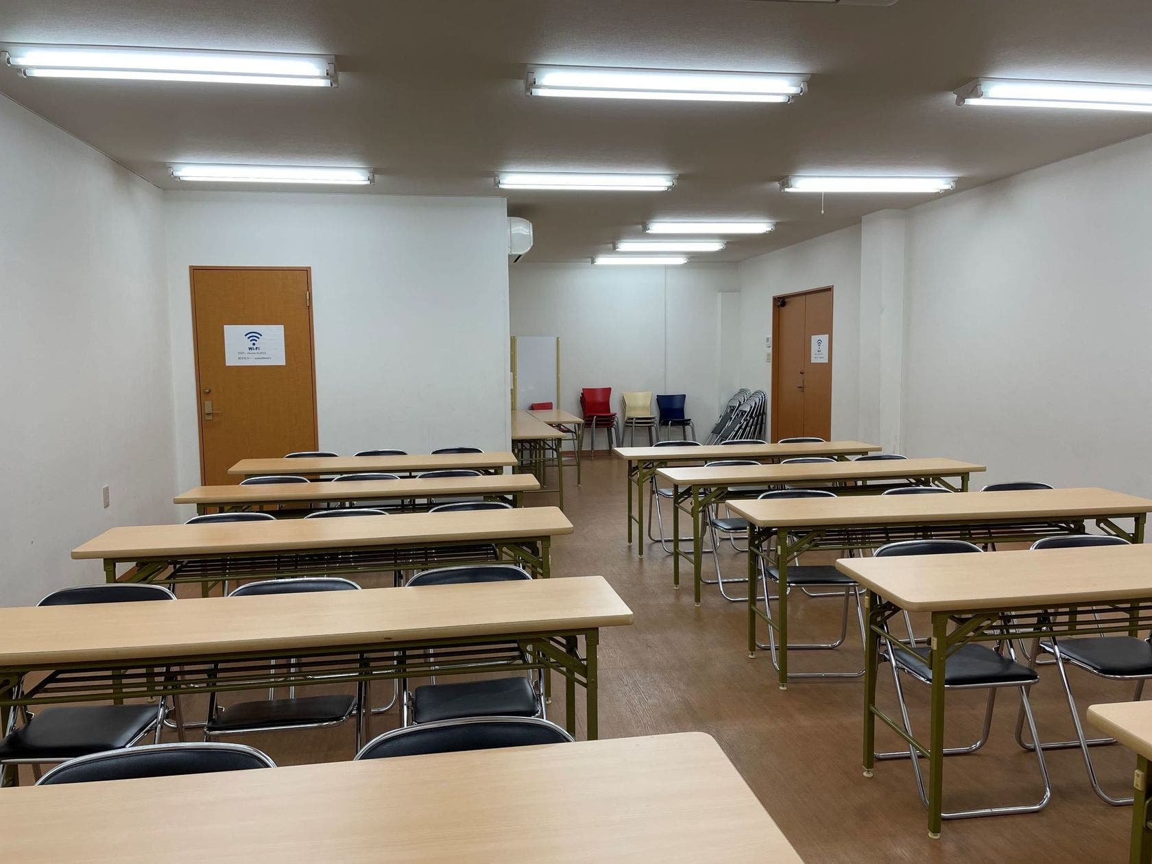 ☆レンタルオフィスいよてつ福音寺☆無料駐車場が50バースあり、お車でお越しいただけます！！の写真9