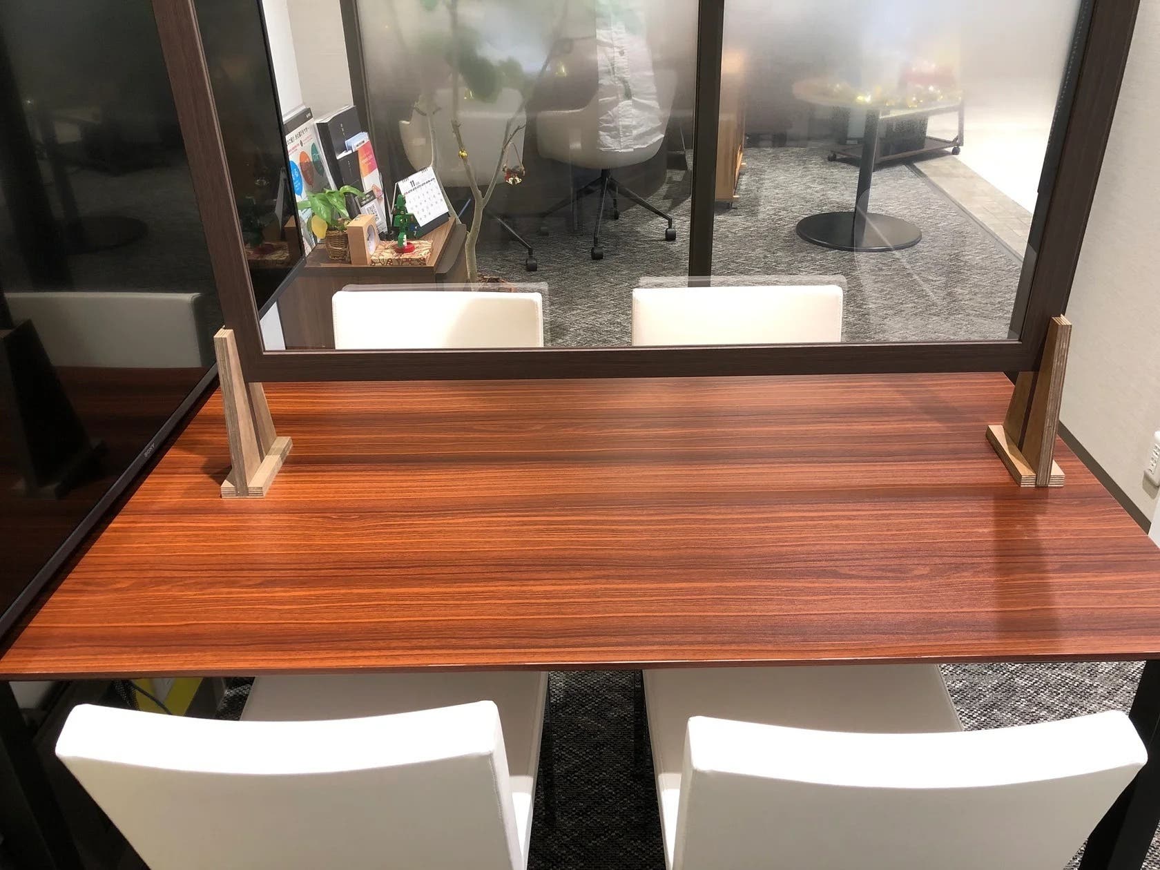 【大井町駅改札から1分】駅直結！エトモ大井町内の個室スペース/商談・打ち合わせ・インタビュー・教室利用などに！の写真6