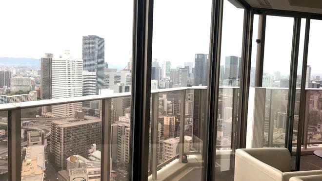 タワマン33階からの綺麗絶景夜景!#淀川花火大会#ユニバ#タワマン#33階#夜景#撮影#コスプレ#配信の写真14