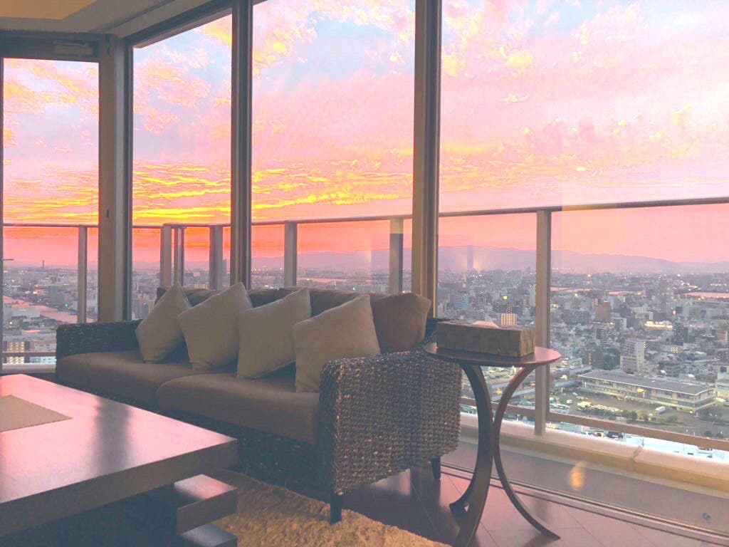 高層階階からの綺麗絶景夜景！＃淀川花火大会＃ユニバ＃タワマン＃高層階＃夜景＃撮影＃コスプレ＃配信の写真14