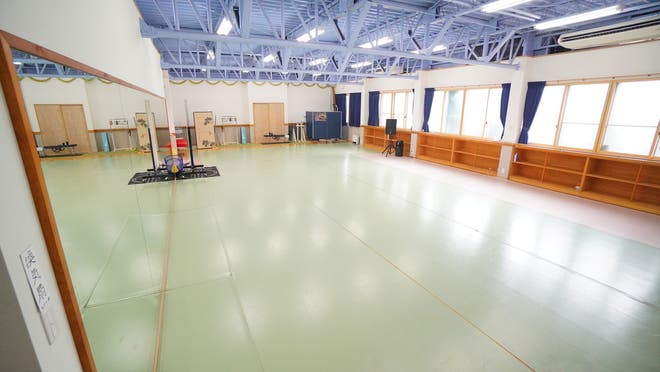 <スタジオHACHI>駐車場あり🚗大型ダンス用鏡🕺レッスンバー🩰楽器演奏可能🎷ダンス/バレエ/ヨガ/撮影の写真4