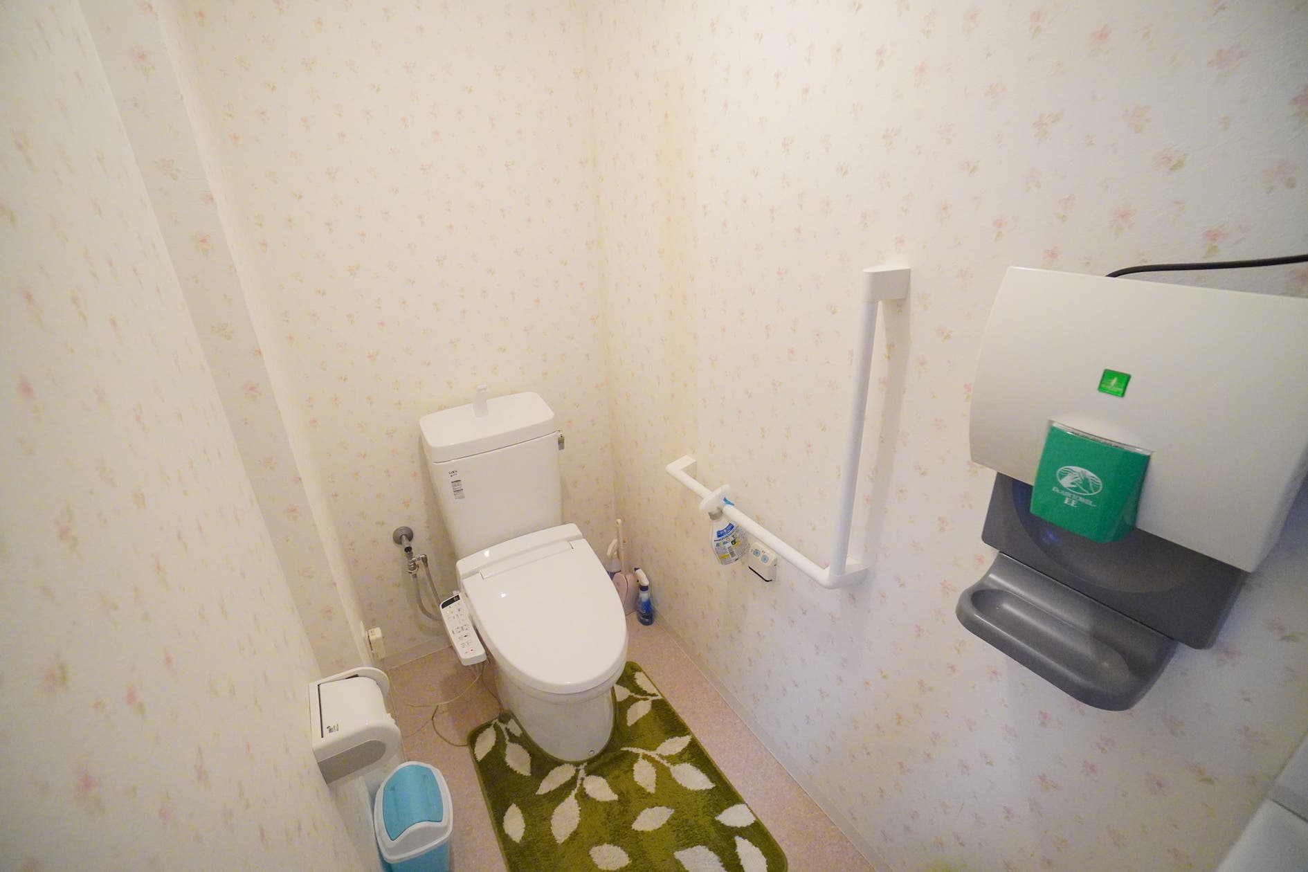 ＜スタジオHACHI＞駐車場あり🚗大型ダンス用鏡🕺レッスンバー🩰楽器演奏可能🎷ダンス/バレエ/ヨガ/撮影の写真9