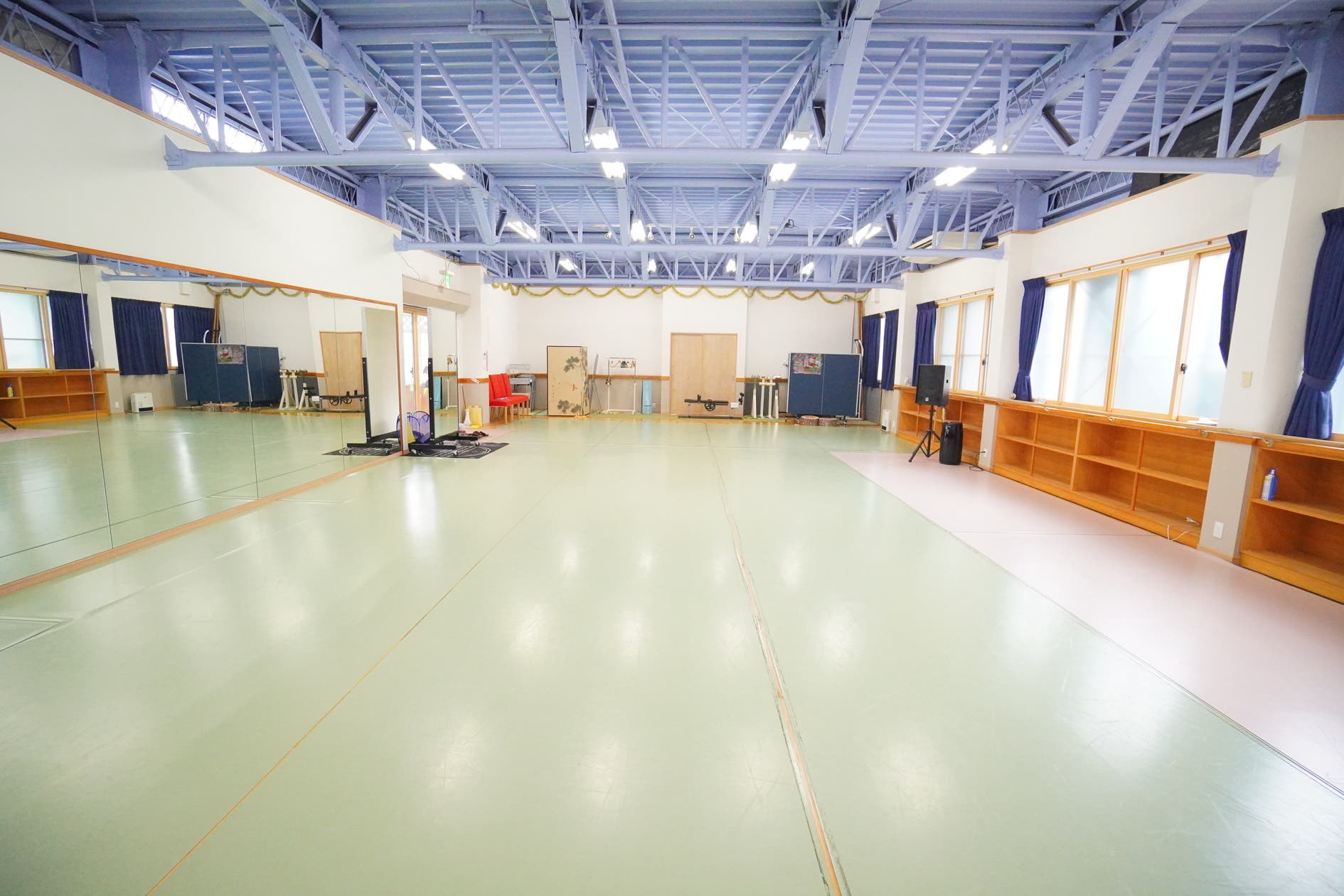 ＜スタジオHACHI＞駐車場あり🚗大型ダンス用鏡🕺レッスンバー🩰楽器演奏可能🎷ダンス/バレエ/ヨガ/撮影の写真8