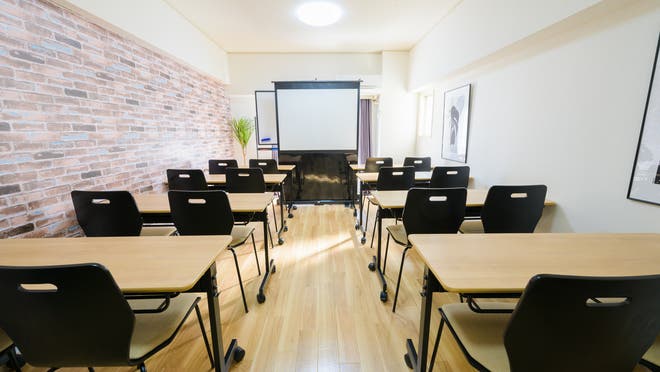 【FRIENDS XVI】天神南駅徒歩10秒!20名収容、会議、撮影、ボードゲーム、など可能!プロジェクター等無料!光回線の写真5