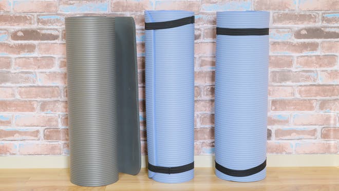 【FRIENDS XVI】天神南駅徒歩10秒!20名収容、会議、撮影、ボードゲーム、など可能!プロジェクター等無料!光回線の写真10