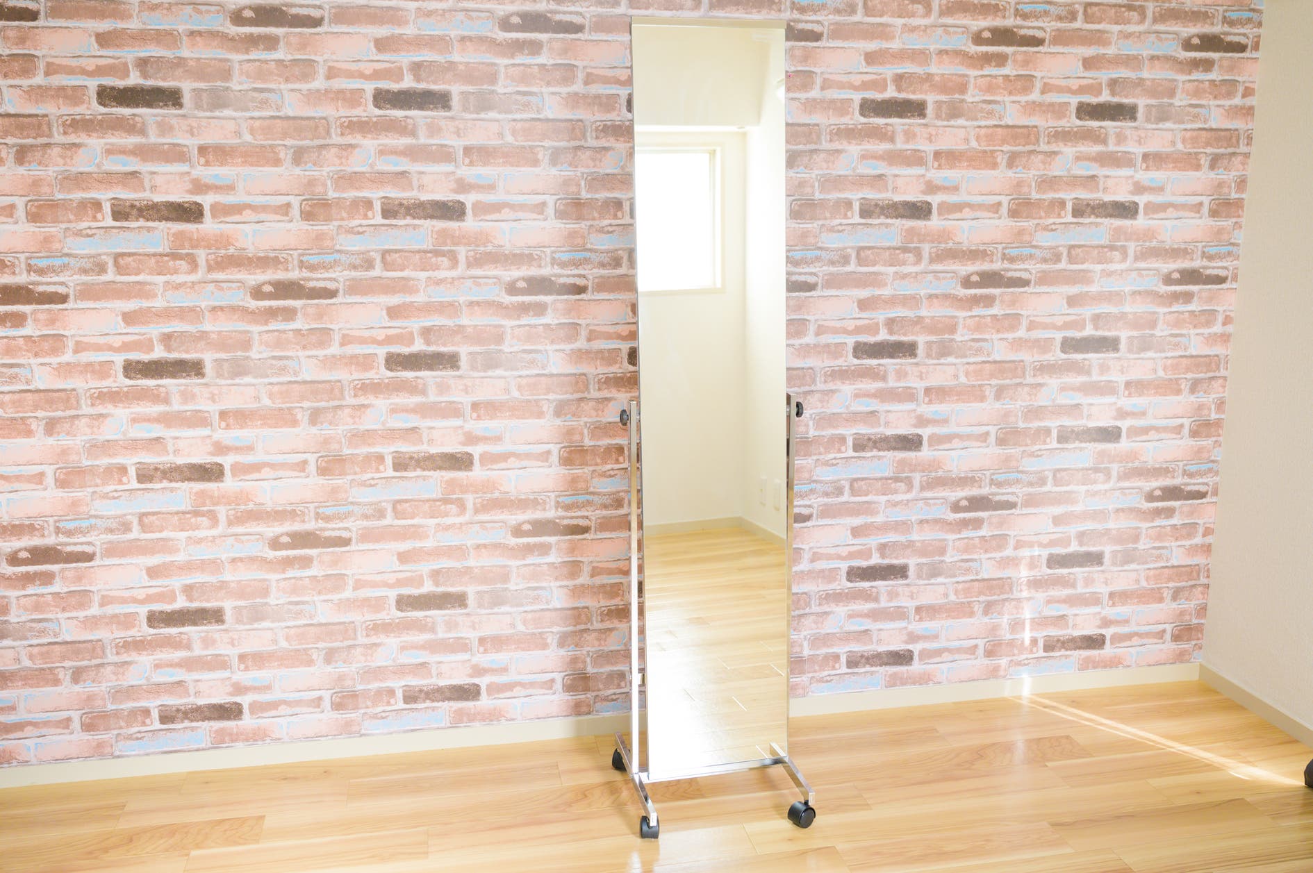 【FRIENDS XVI】天神南駅徒歩10秒！20名収容、会議、撮影、ボードゲーム、など可能！プロジェクター等無料！光回線の写真11