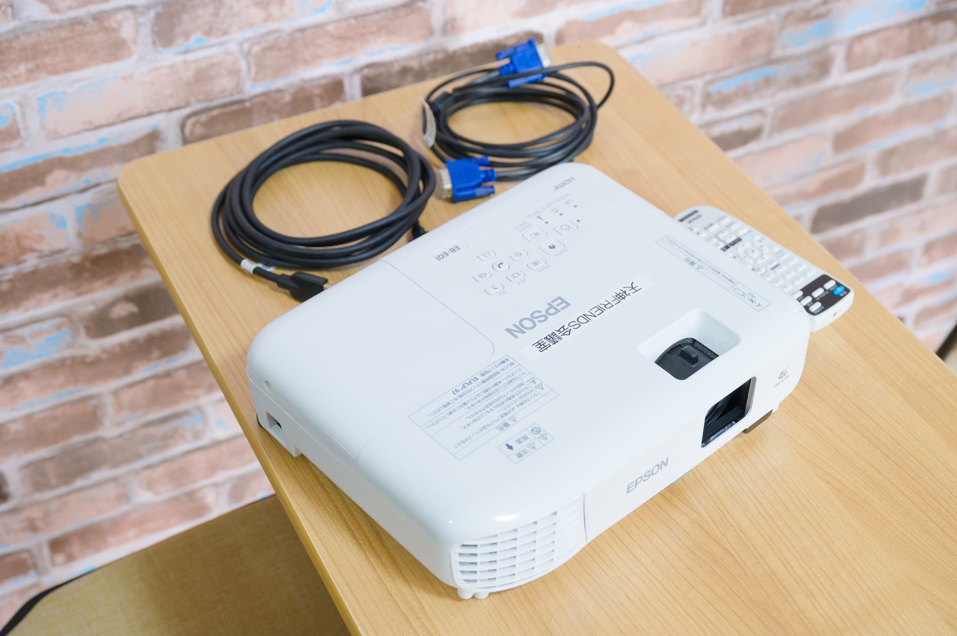 【FRIENDS XVI】天神南駅徒歩10秒！20名収容、会議、撮影、ボードゲーム、など可能！プロジェクター等無料！光回線の写真14