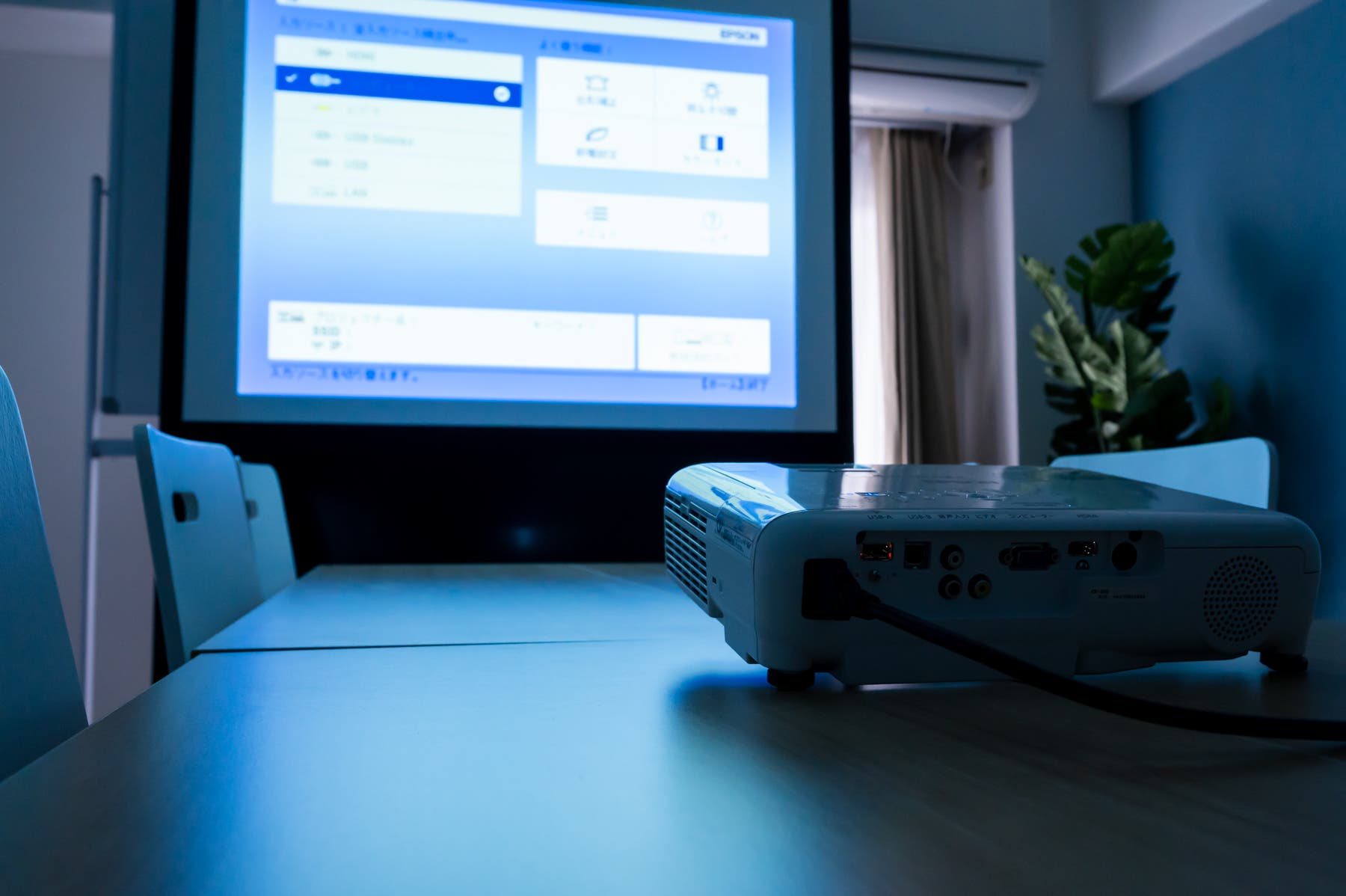 【FRIENDS XVI】天神南駅徒歩10秒！20名収容、会議、撮影、ボードゲーム、など可能！プロジェクター等無料！光回線の写真15