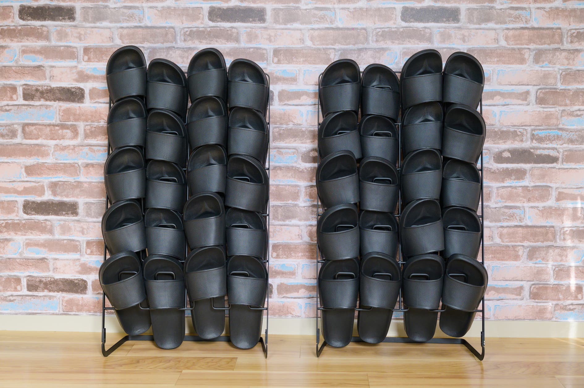 【FRIENDS XVI】天神南駅徒歩10秒！20名収容、会議、撮影、ボードゲーム、など可能！プロジェクター等無料！光回線の写真19