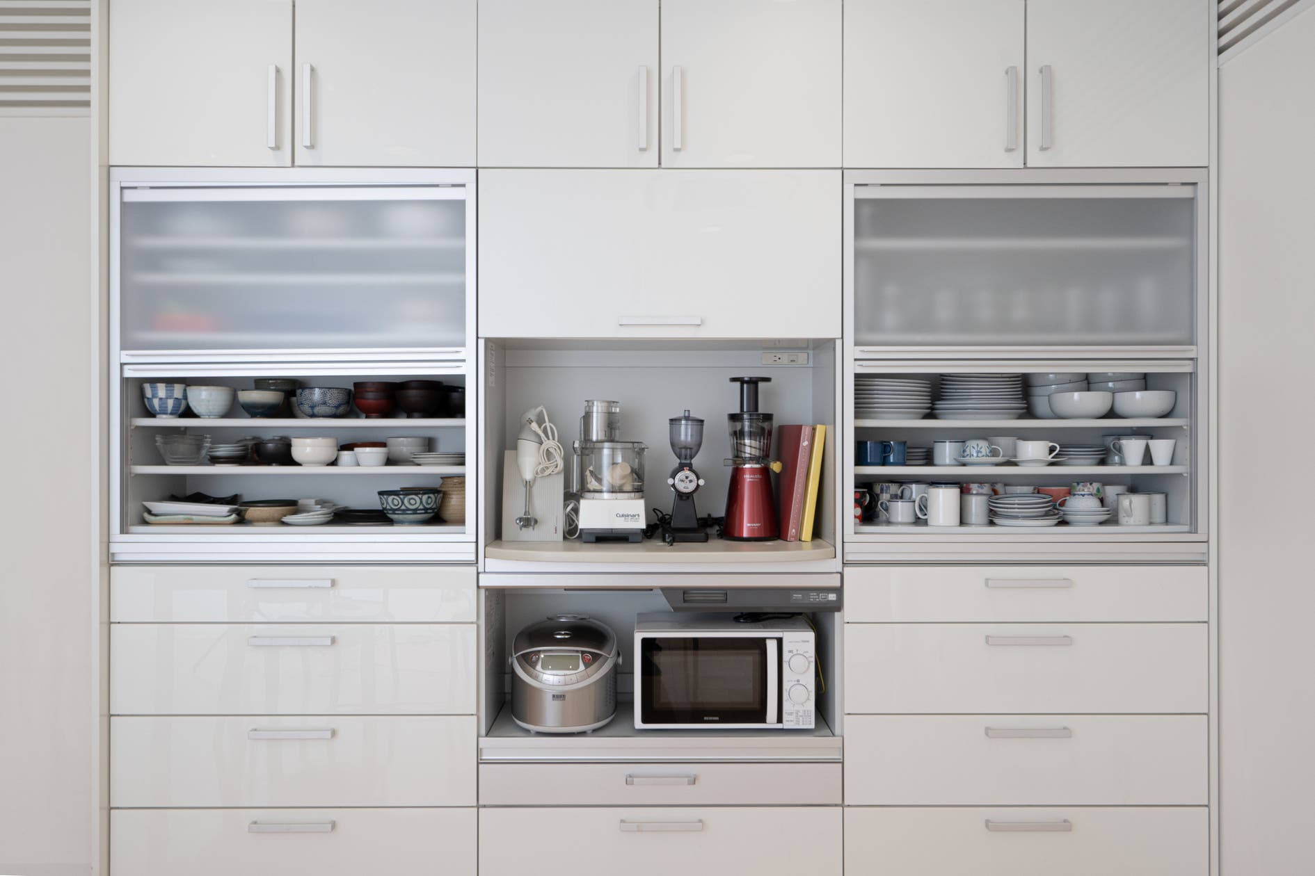 10- 2 食器・コップ類 一式の画像1