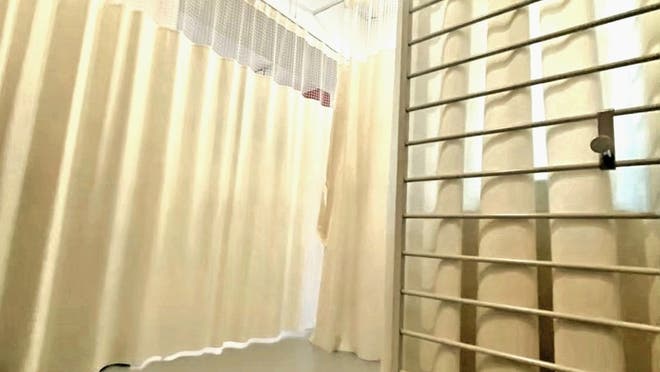 【白猫屋】経堂駅徒歩3分で大型鏡が2面あるスタジオ!ゆったり良い77㎡!の写真7