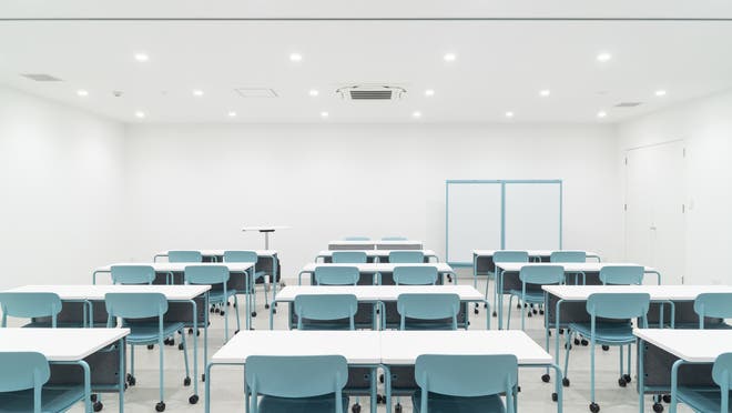 【スペース2+3】名古屋丸の内/伏見駅から徒歩5分!白を基調とした清潔感あるレンタルスペース/貸会議室!の写真2