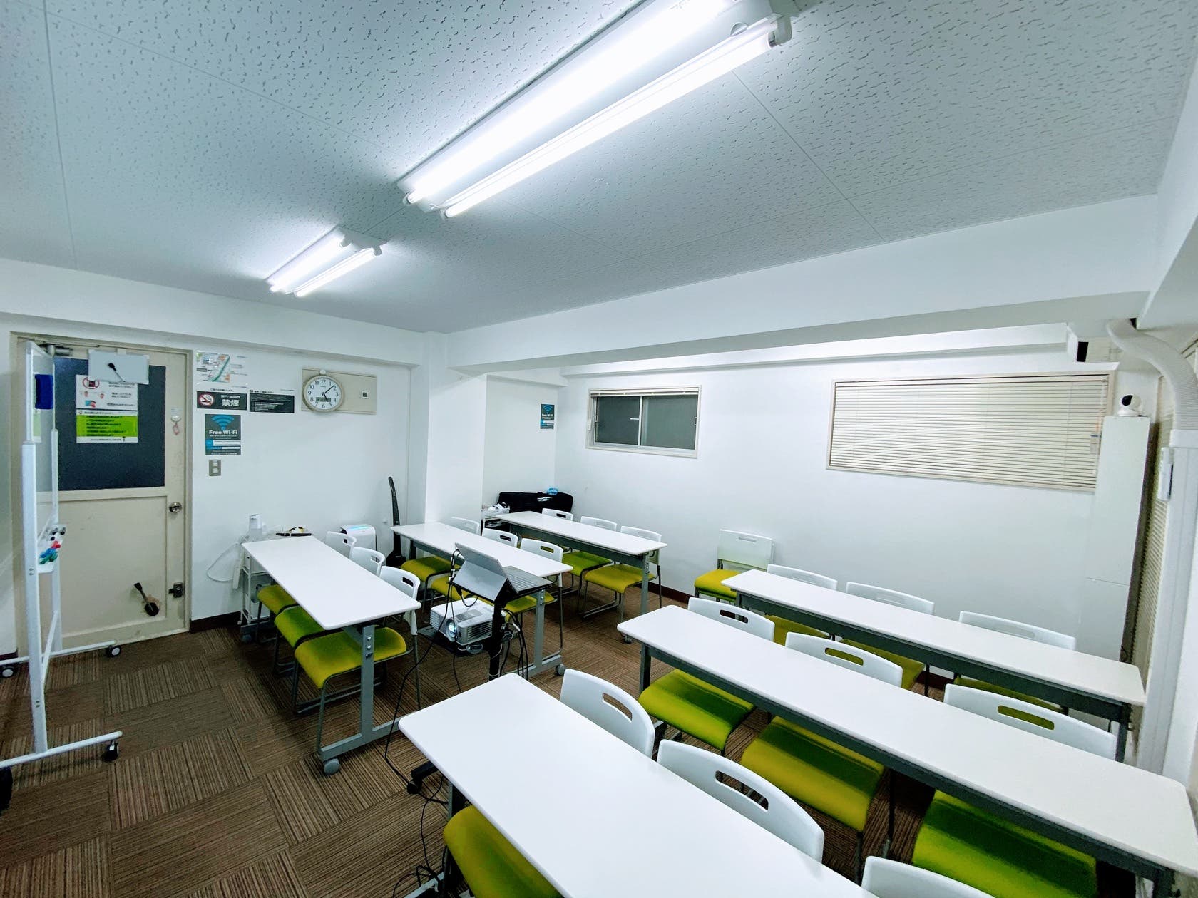 🎁冬の特別プラン⛄撮影機材無料｜上野駅１分｜自然光｜ポートレート｜コスプレ撮影｜シンプルスタジオ｜光WiFiの写真5