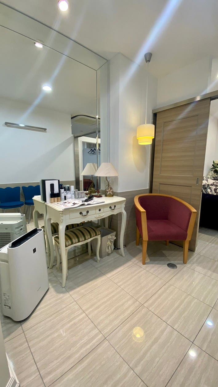 銀座駅近く、エステ・ネイルなどに使える個室完備のサロンの写真5