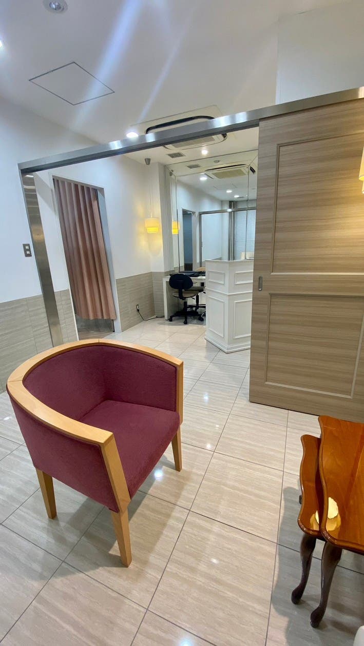 銀座駅近く、エステ・ネイルなどに使える個室完備のサロンの写真10