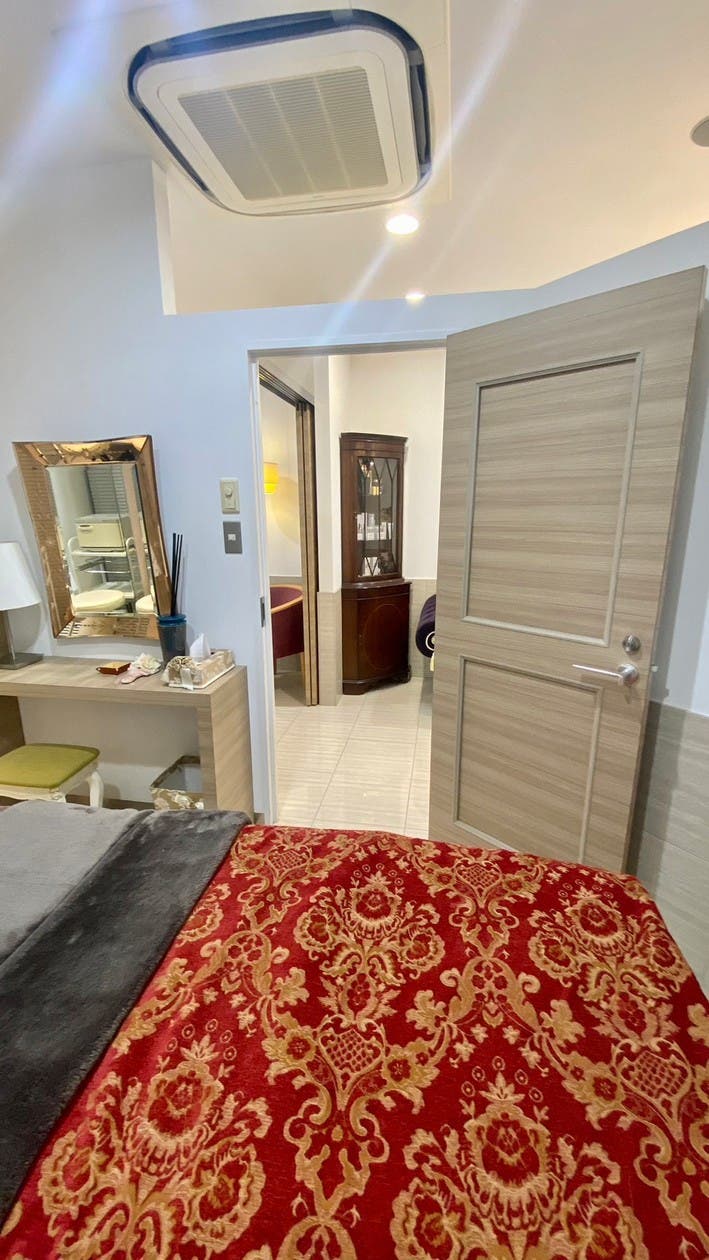 銀座駅近く、エステ・ネイルなどに使える個室完備のサロンの写真17