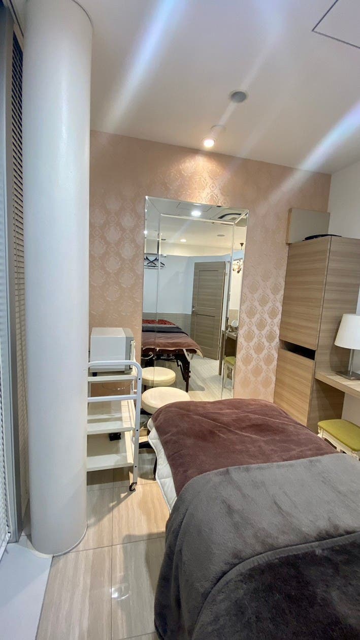 銀座駅近く、エステ・ネイルなどに使える個室完備のサロンの写真19