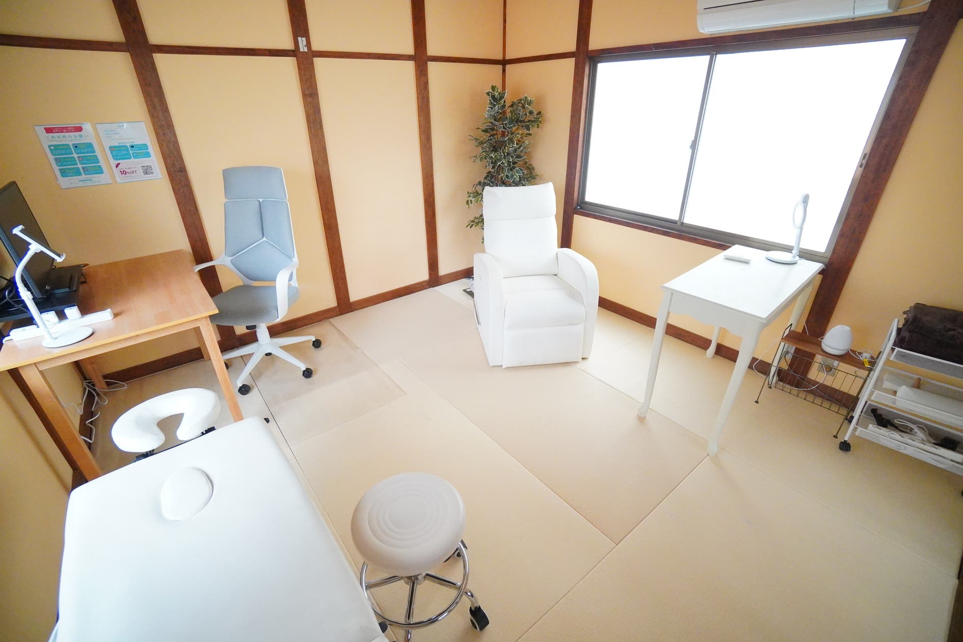＜サロン&ワークEureka＞11月セール中🌟西中島南方駅5分！畳のくつろぎ空間✨リクライニングチェア/施術ベッド/Zoomの写真5