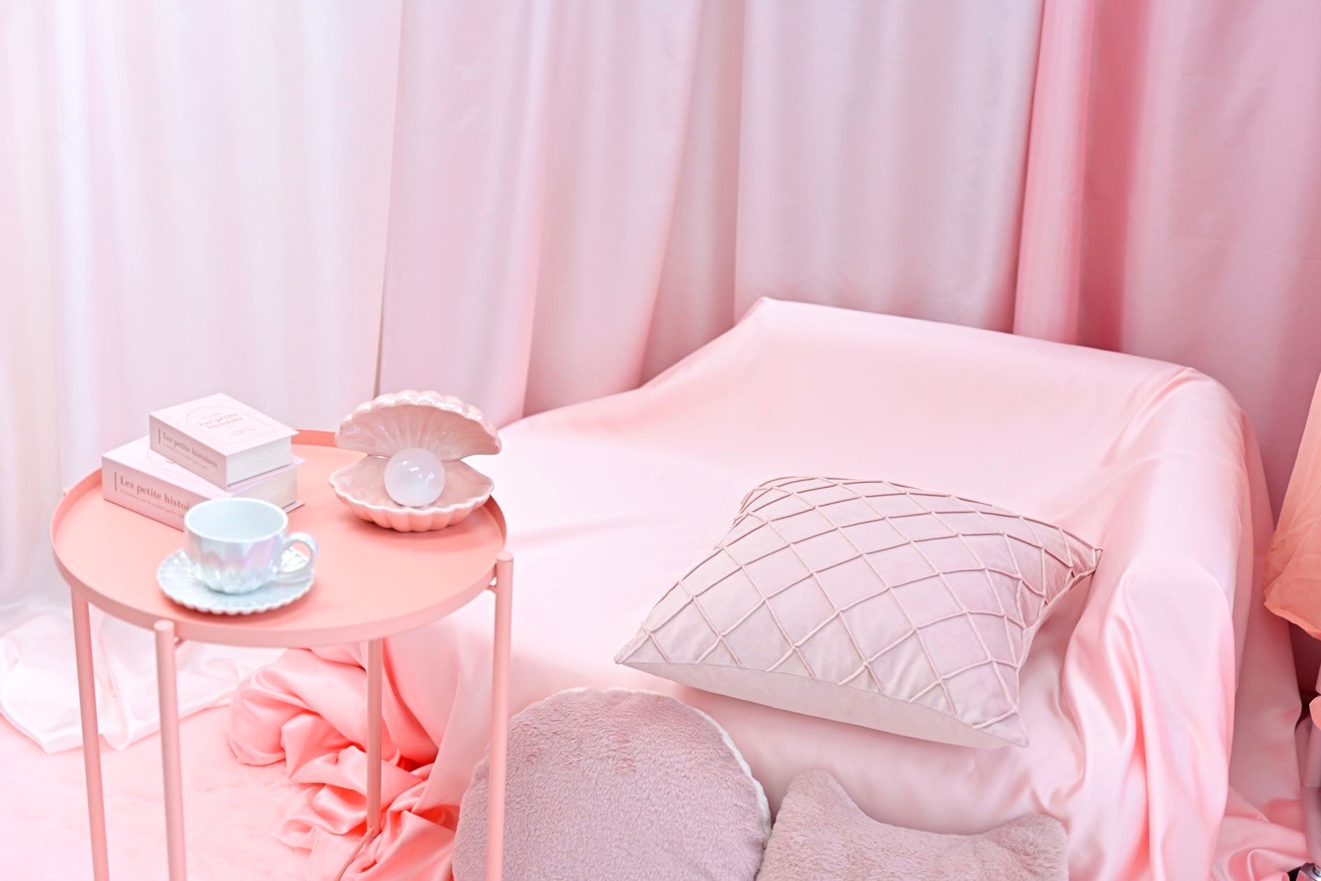 期間限定クリスマスツリー🎄「自然光ブース・ピンクブース・ゲーミングブース・ネオン・カラーペーパー(背景紙)」池袋駅〜東上線5分の写真10