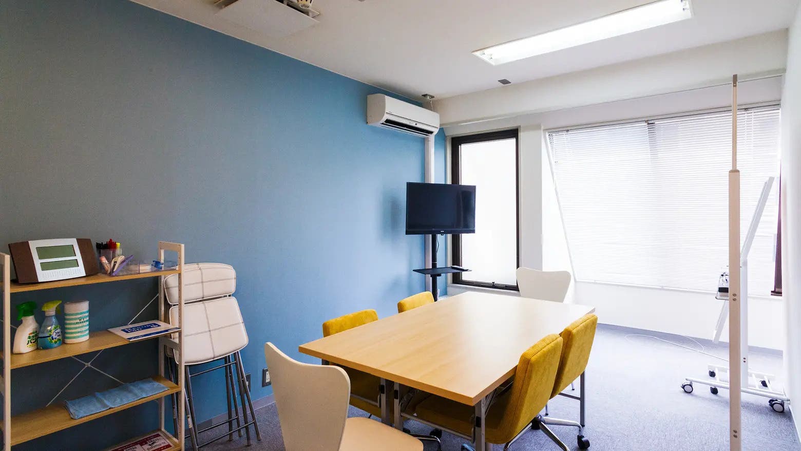 【楽らく会議室 高田馬場】高田馬場駅徒歩3分🍀テレワーク・会議・セミナー・レッスン・撮影・ゲーム会などにどうぞの写真15