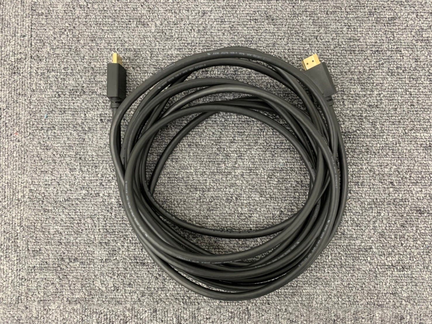 HDMIケーブル　の画像1