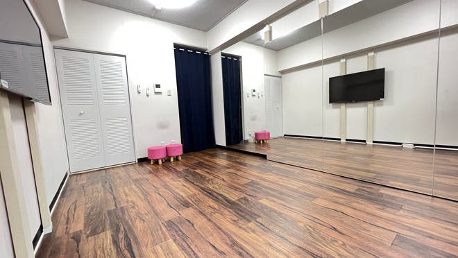 ◆お気軽スタジオ心斎橋step◆【インボイス対応で安心】格安深夜営業/高速wifi/動画配信/ダンス動画撮影/当日予約可の写真3