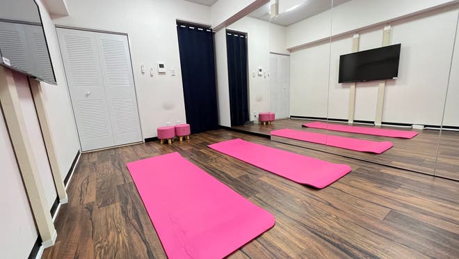 ◆お気軽スタジオ心斎橋step◆【インボイス対応で安心】格安深夜営業/高速wifi/動画配信/ダンス動画撮影/当日予約可の写真1