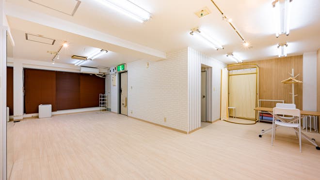 【西荻窪のダンスができる地下スタジオ】★約7mの大型鏡あり★の写真16