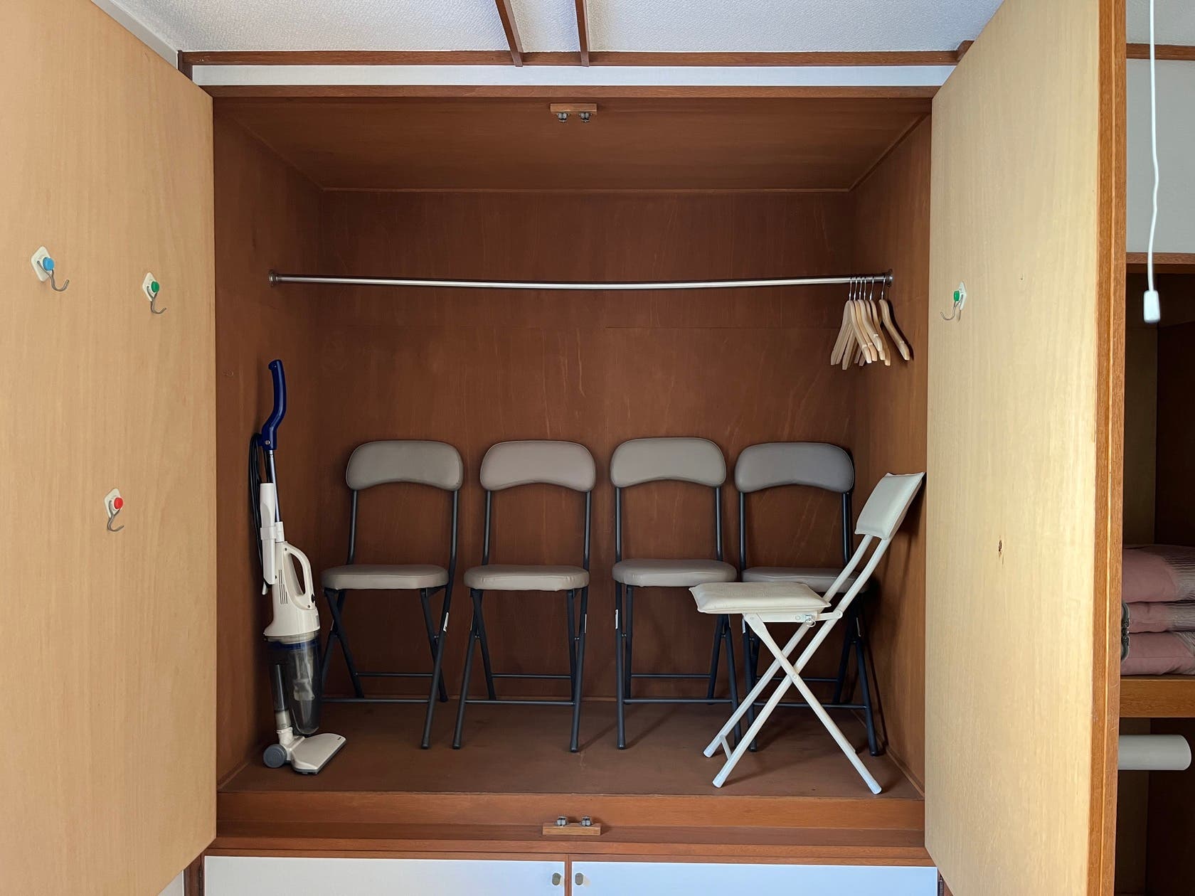 近鉄大久保駅徒歩2分　JR新田駅徒歩4分　近隣スーパー目の前　女子会、パーティー、休憩、教室、マッサージ、打合せなどに☆の写真15