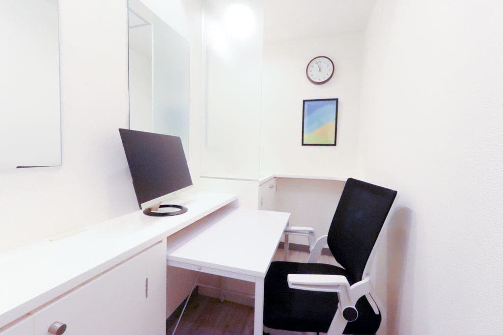 【JR新宿駅 徒歩2分！明治通り沿い！2名利用可！】完全個室！リモートワーク・貸し美容室OK！ふれあい貸し会議室 新宿No66の写真1