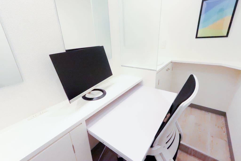 【JR新宿駅 徒歩2分！明治通り沿い！2名利用可！】完全個室！リモートワーク・貸し美容室OK！ふれあい貸し会議室 新宿No66の写真2