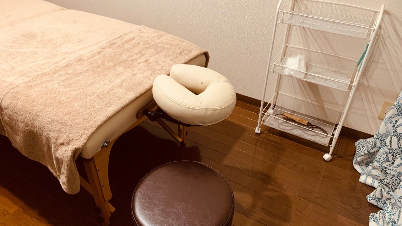 【久屋大通駅から徒歩５分】女性がときめくレンタルサロンの写真2