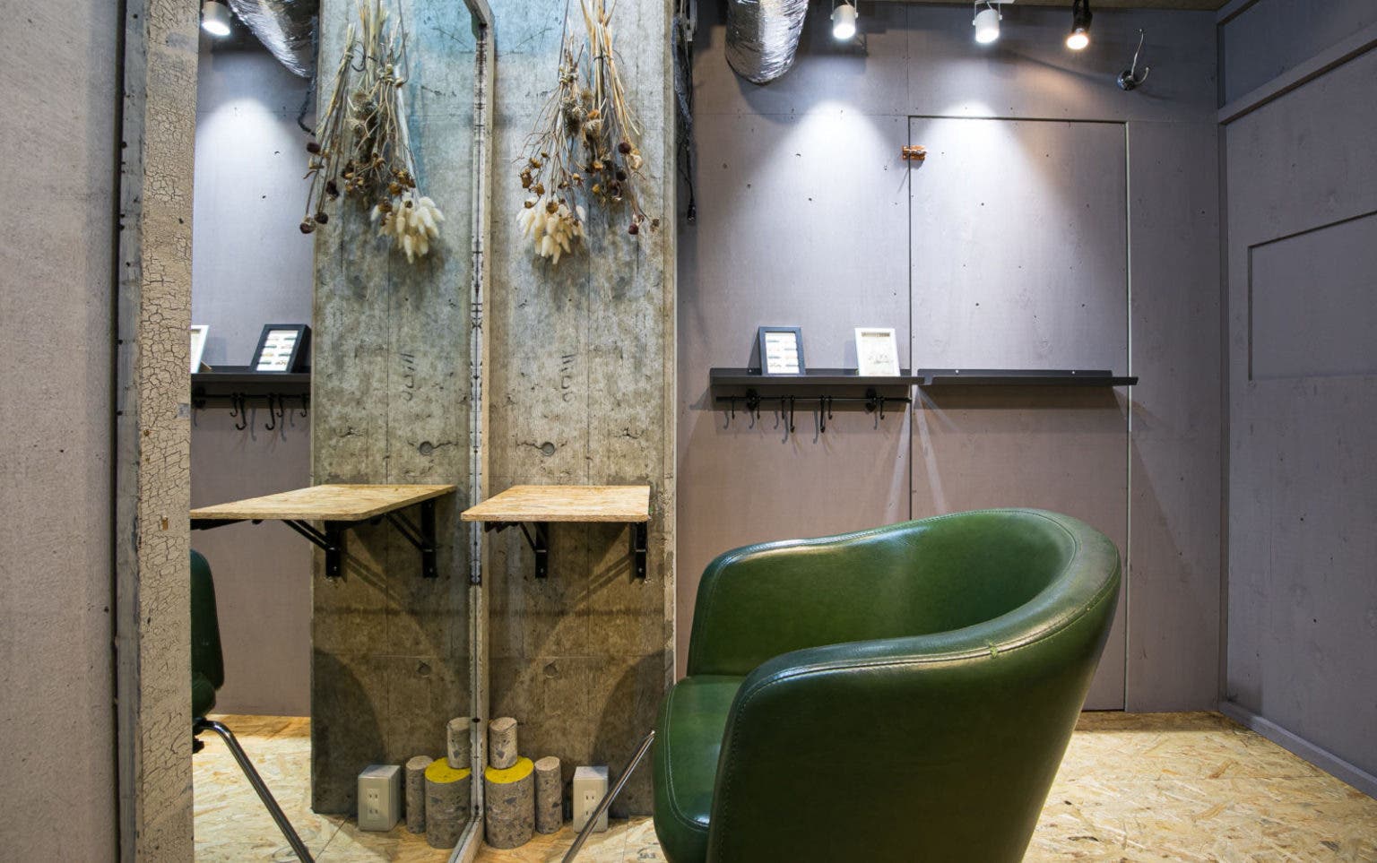 【個室の美容席】フリーランス美容師さんに最適のプライベートサロン！1人1台のシャンプー台！の写真8