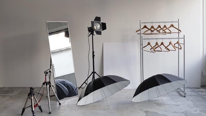 【レビュー10%オフ】 コンクリスペース201・南窓自然光・天井高3m・フォトスタジオ【JR・名鉄 岐阜駅徒歩15分】の写真3