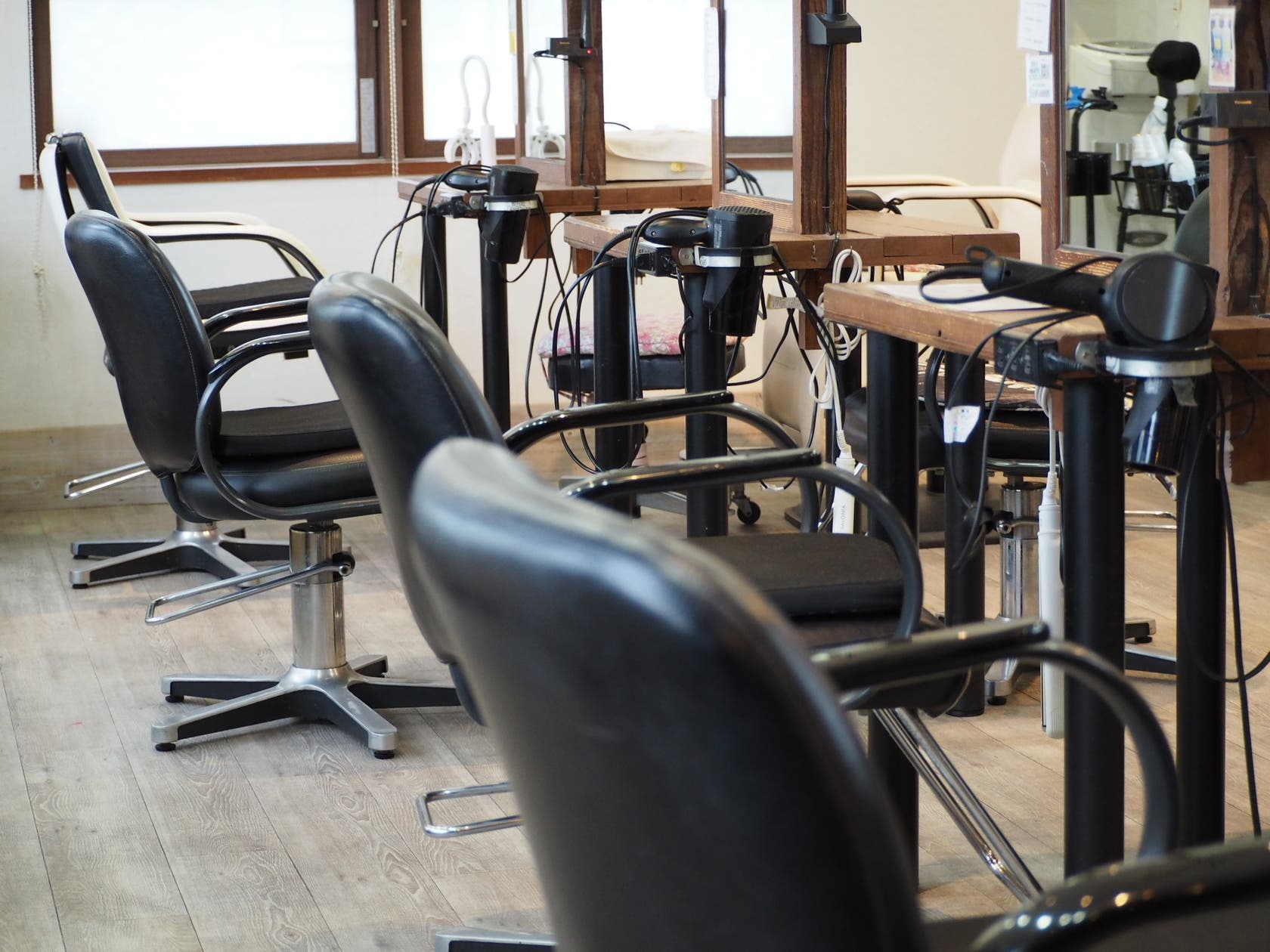 【岩倉駅徒歩７分駐車場あり】面貸しサロン✨パークビューな美容室⛲️フリーランス美容師の写真11