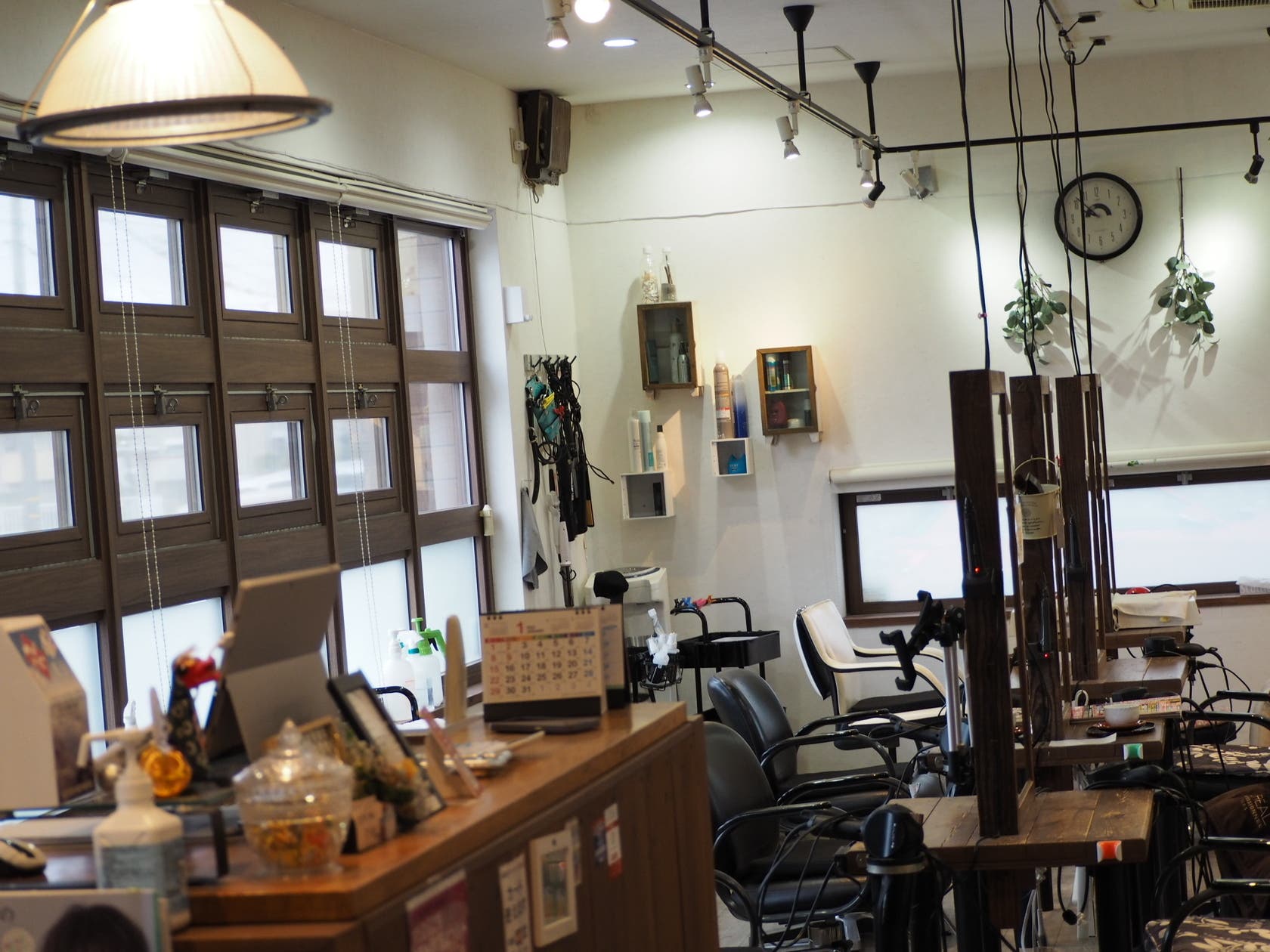 【岩倉駅徒歩７分駐車場あり】面貸しサロン✨パークビューな美容室⛲️フリーランス美容師の写真12