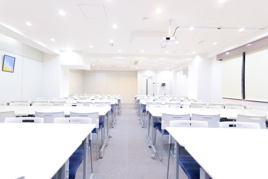 【JR新宿駅 徒歩2分！101名利用可！】プロジェクター・マイク・WiFi無料！ふれあい貸し会議室 新宿No63の写真11