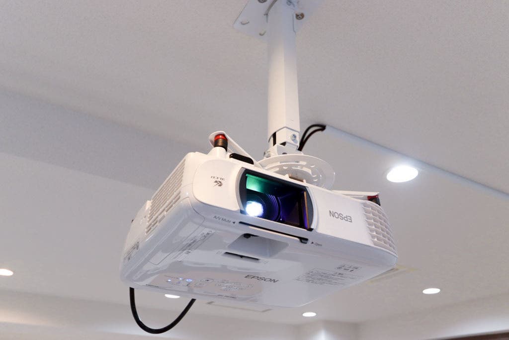 【JR新宿駅 徒歩2分！101名利用可！】プロジェクター・マイク・WiFi無料！ふれあい貸し会議室 新宿No63の写真25