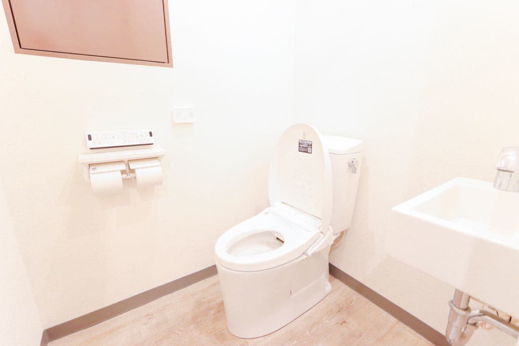 【JR新宿駅 徒歩2分！101名利用可！】プロジェクター・マイク・WiFi無料！ふれあい貸し会議室 新宿No63の写真27