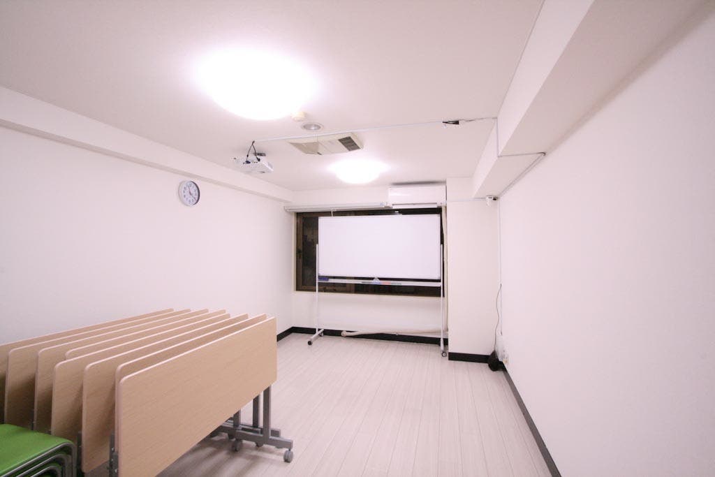【渋谷駅B2出口25秒！ハチ公出口2分！20名】ビックカメラ隣！プロジェクタ・WiFi全て無料！ふれあい貸し会議室 渋谷No22の写真13