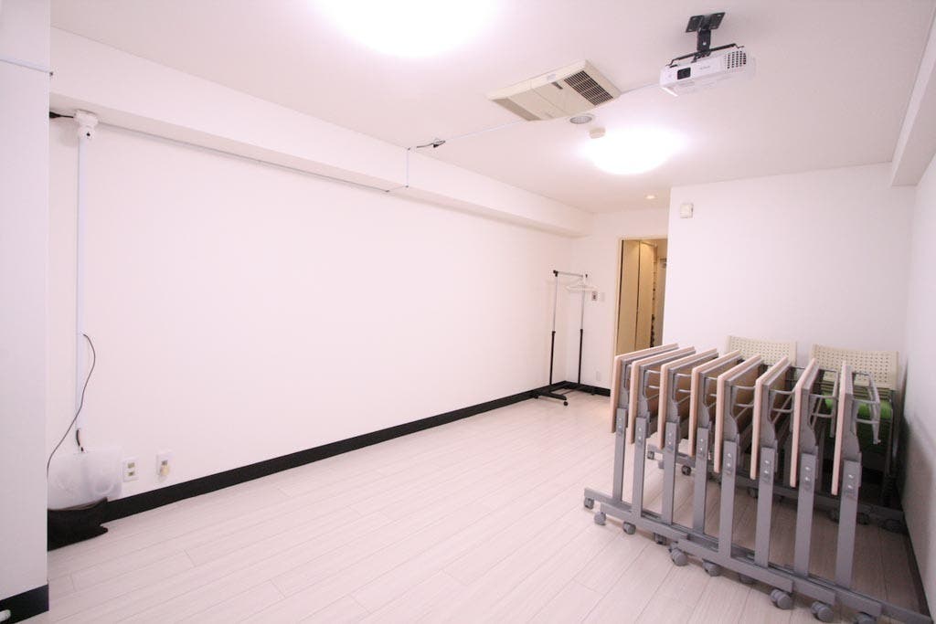 【渋谷駅B2出口25秒！ハチ公出口2分！20名】ビックカメラ隣！プロジェクタ・WiFi全て無料！ふれあい貸し会議室 渋谷No22の写真14