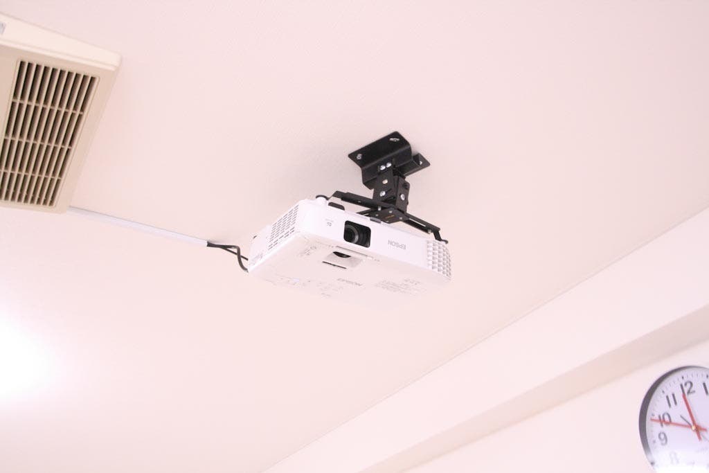 【渋谷駅B2出口25秒！ハチ公出口2分！20名】ビックカメラ隣！プロジェクタ・WiFi全て無料！ふれあい貸し会議室 渋谷No22の写真16