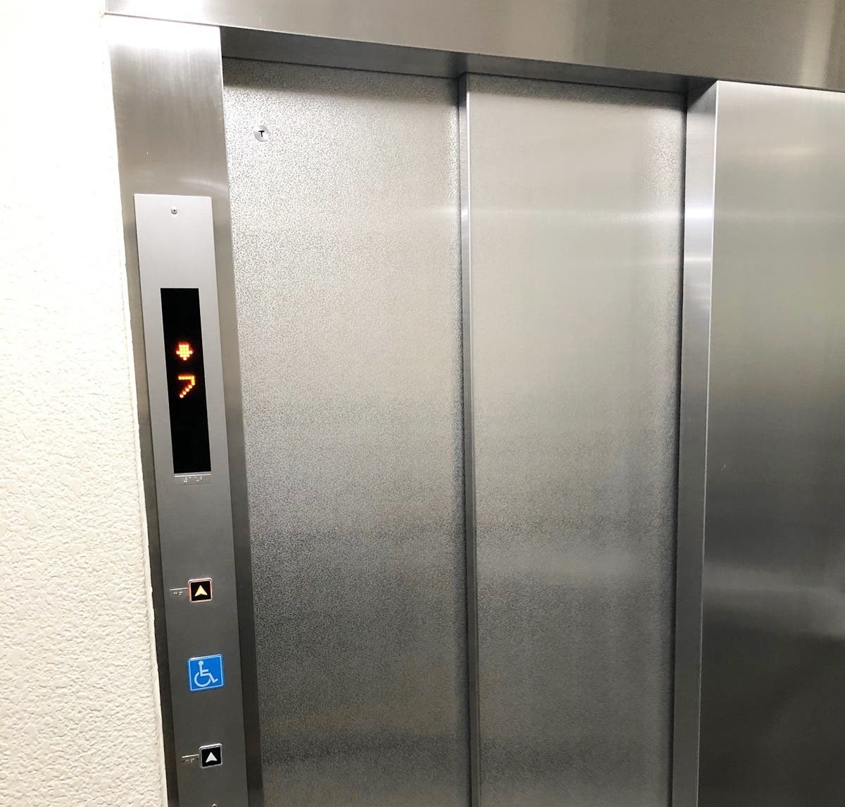 ⭐️新大阪駅２分！アパホテル前で迷わない⭐️角部屋換気可/WIFI無料/明るい北欧空間⭐️の写真10