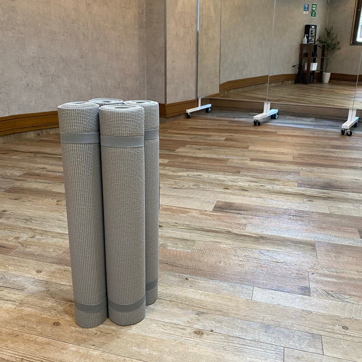 駅から徒歩1分の駅チカスタジオ！【ダンス練習】【ヨガ、ピラティス教室】【動画撮影】多用途でご利用いただけます。イーチプラスの写真8