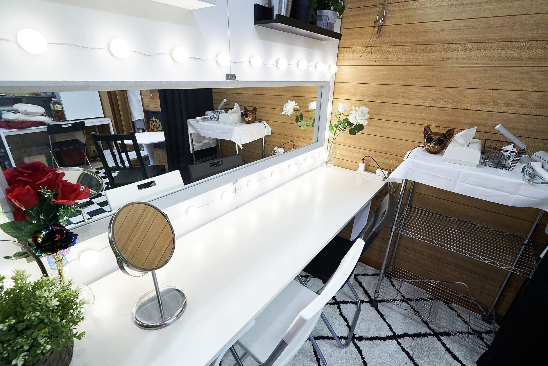 八王子駅8分の駅チカ！撮影機材無料！安心のスタッフ常駐。白ホリのフォトスタジオ！の写真9