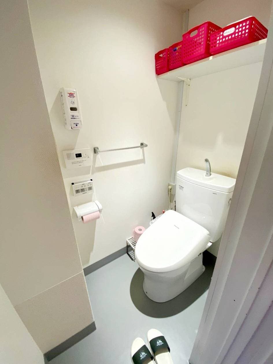 【白猫屋】経堂駅徒歩3分で大型鏡が2面あるスタジオ！ゆったり良い77㎡！の写真11